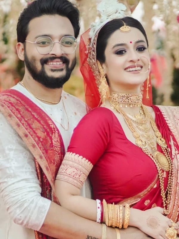 Darshana Banik Biography, Age, Career, Net Worth