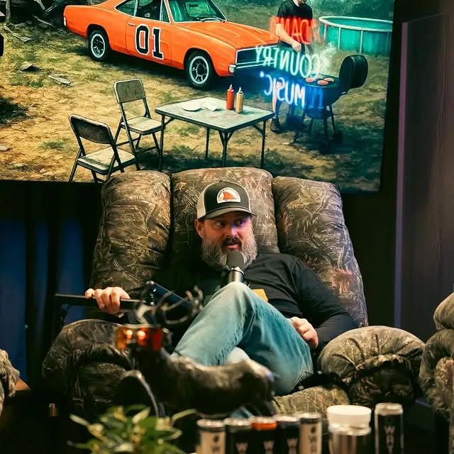 Justin Nunley Biography - Age, Family, Comedy Career, Net Worth