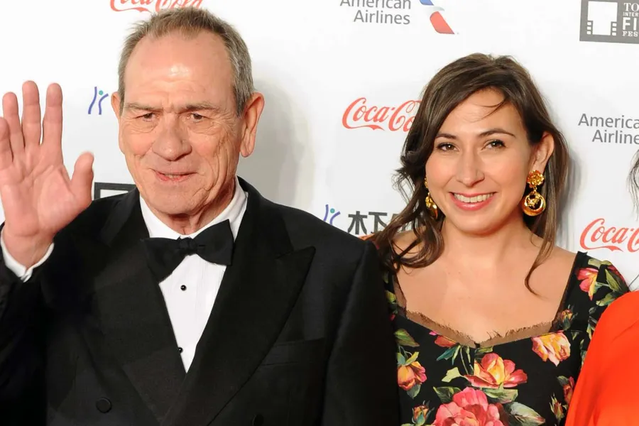 Victoria Jones (Tommy Lee Jones Daughter) – Biography, Age, Height ...